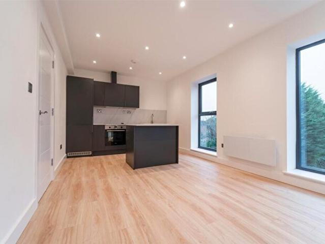 House To Rent In Stratford Road, Shirley, Solihull, West Midlands, B90