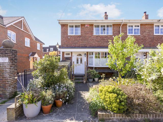 House to rent in School Lane, Emsworth, Hampshire, PO10 | Leaders
