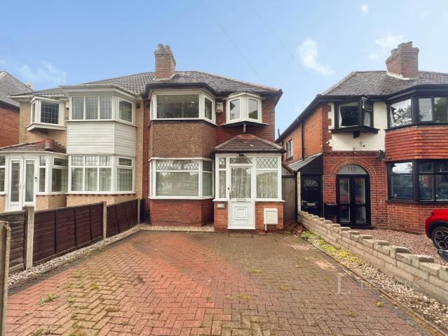 House to rent in School Road, Yardley Wood, Birmingham, B14 | Leaders