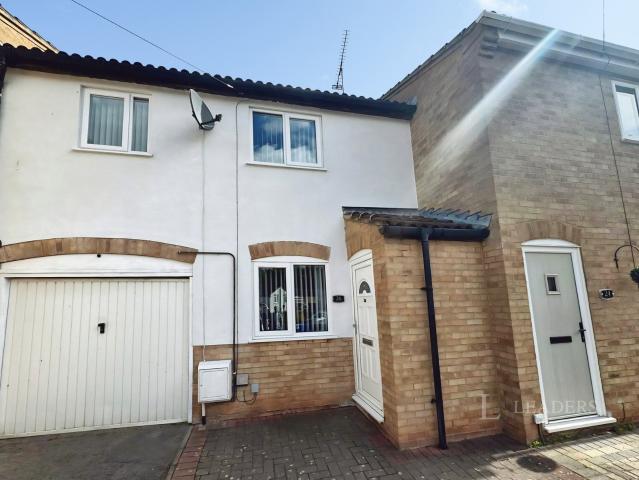 House to rent in Sefton Close, Burton on Trent, Staffordshire, DE15 | Leaders