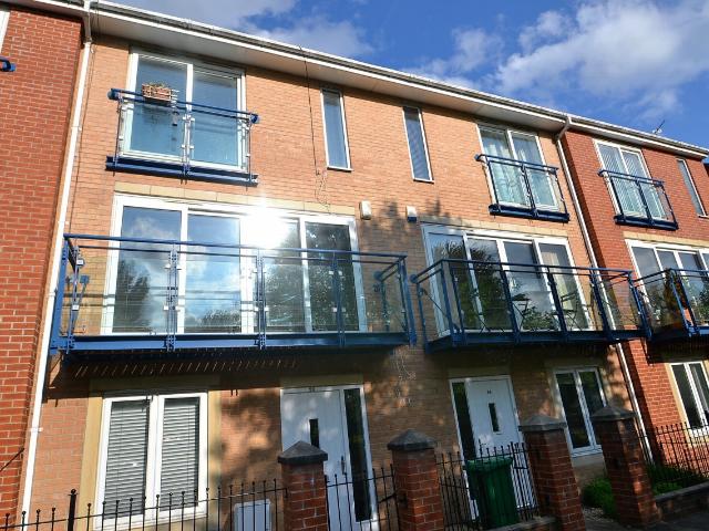 house to rent in The Sanctuary, Hulme, Manchester, M15 5TR