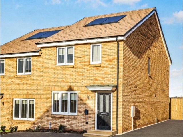 House to rent in Tillage Road, Wellingborough, Northamptonshire, NN8 | Leaders