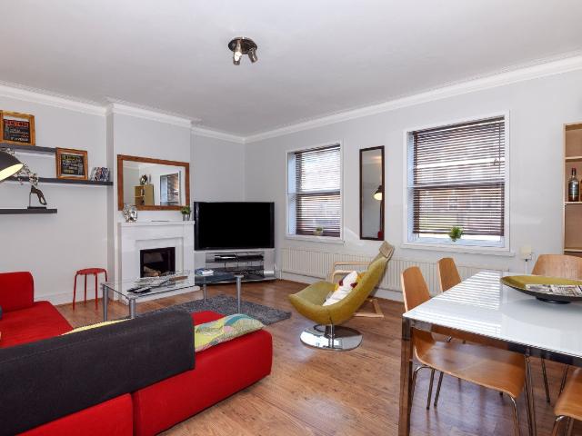 house to rent in Tower Bridge Road, London, SE1