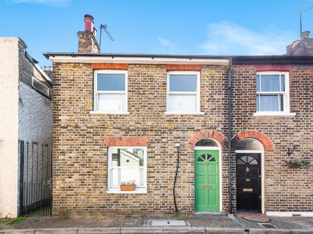 house to rent in Victoria Road, Chislehurst, Kent, BR7