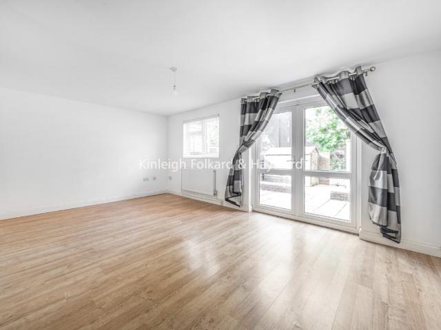 house to rent in Western Road, Ealing, London, W5