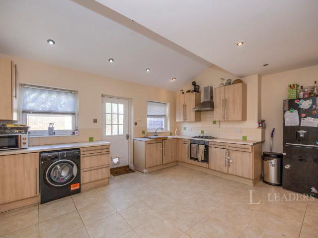 House to rent in Westover Road, Portsmouth, PO3 | Leaders