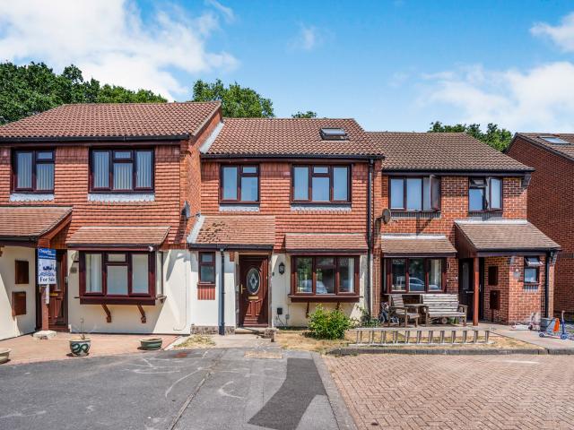 House to rent in Whinchat Close, Fareham, Hampshire, PO15 | Leaders
