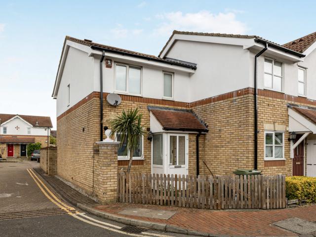 House to rent in William Street, Carshalton, SM5 | Leaders