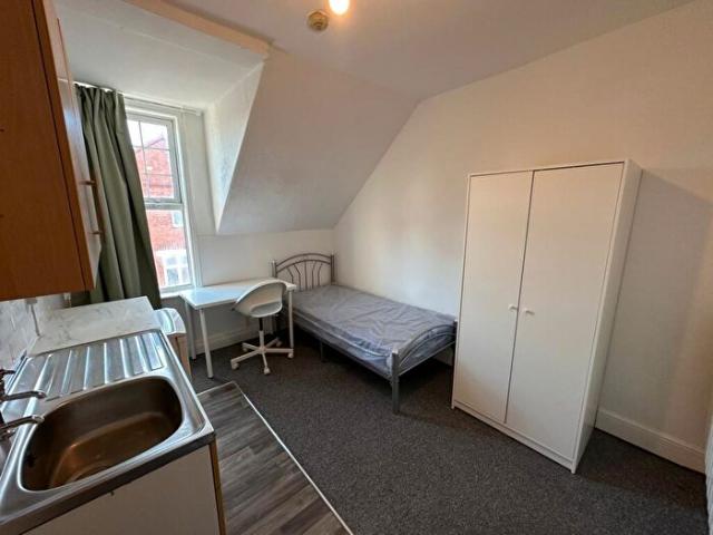 House To Rent In Wiverton Road, Nottingham, Nottingham City, NG7