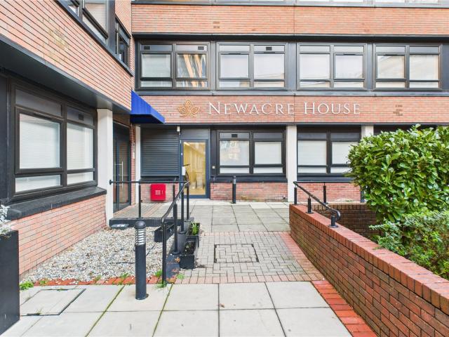 house to rent in Wood Street, East Grinstead