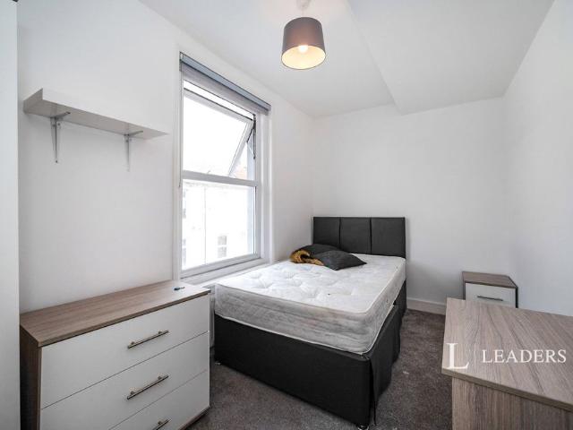 house to rent Lawson Road, Southsea, Hampshire, PO5
