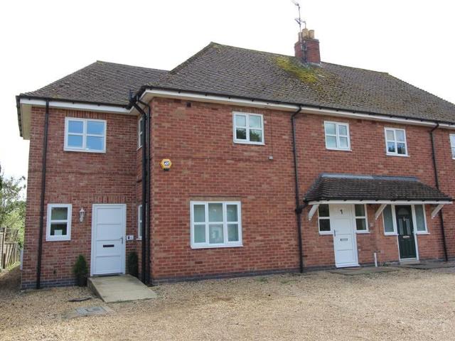 2 bedroom house to rent