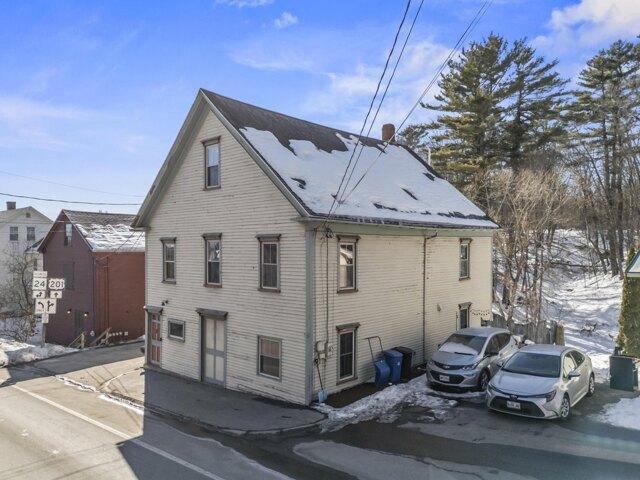 house Topsham ME DLS102779487