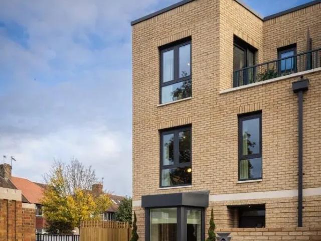 House Twickenham London LS102665251