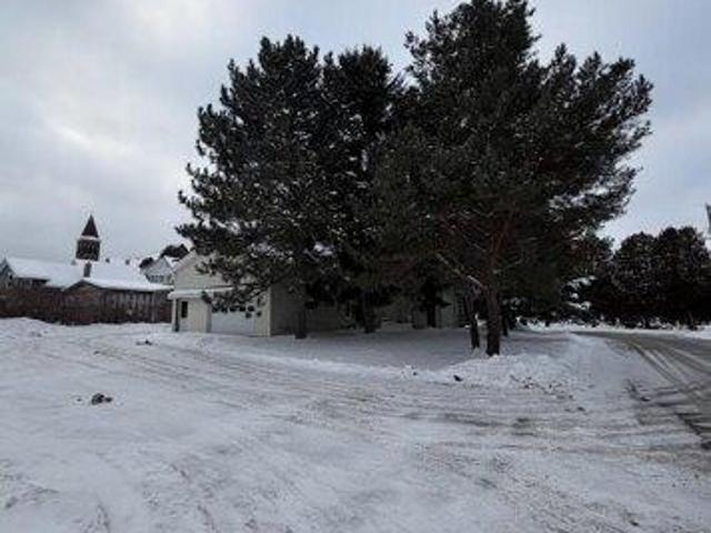 house Van Buren ME ES105229304