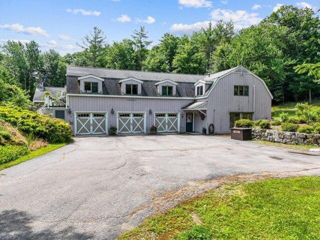 house Wayne ME DLS102727275