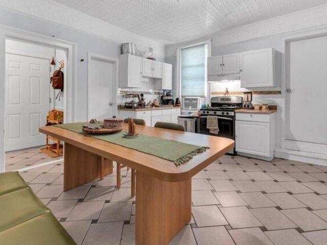 house Weehawken NJ DS104328875