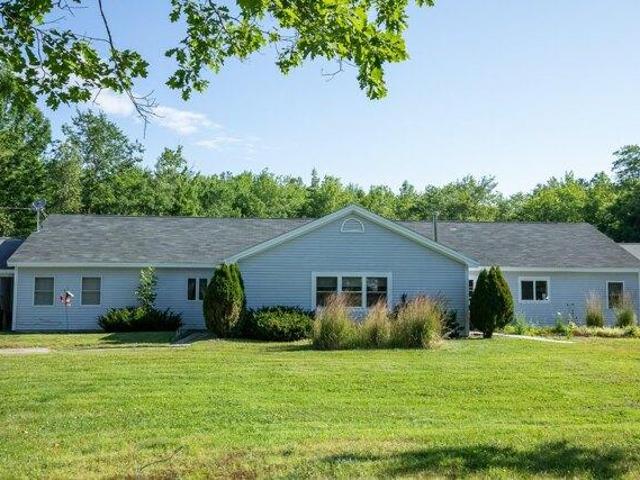 house West Gardiner ME DS104331652