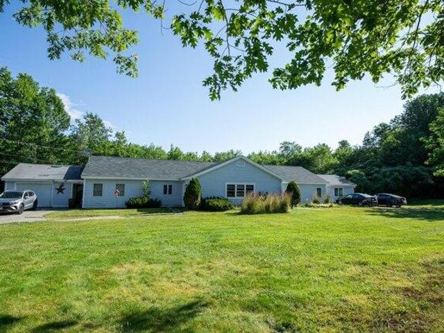 house West Gardiner ME ES105143588