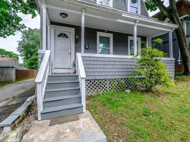 house Westbrook ME DS103928784