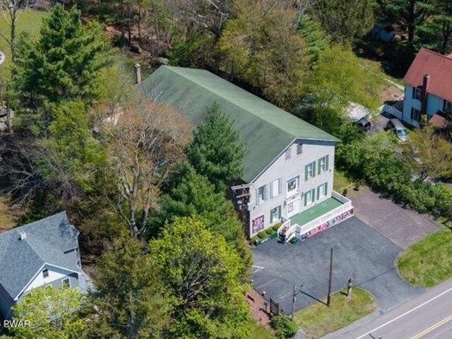 house White Mills PA DS103627691