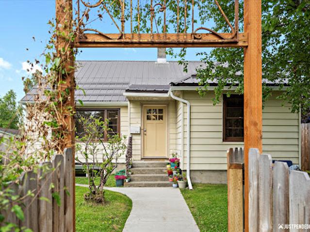 House with garden