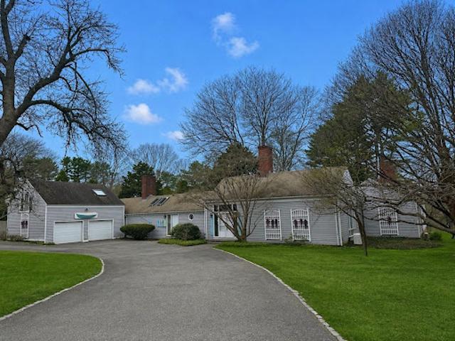 House with garden