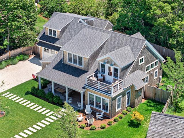 House with garden