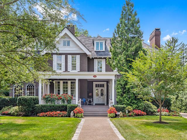 House with garden