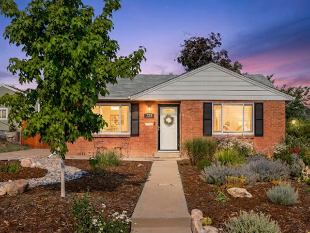House with garden