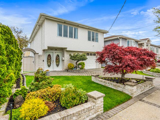 House with garden
