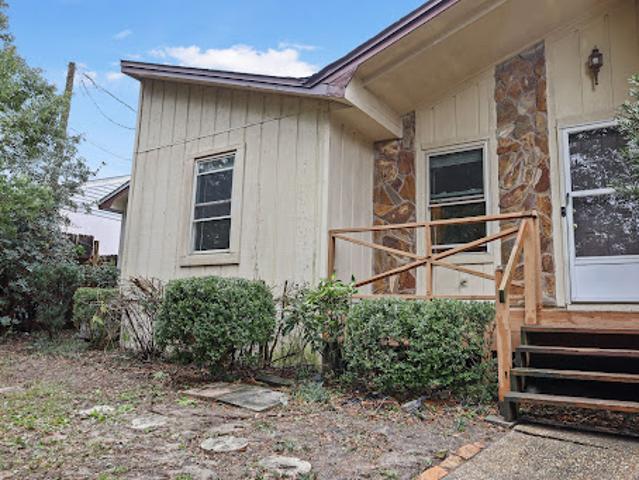 House with garden