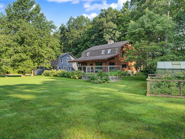 House with garden