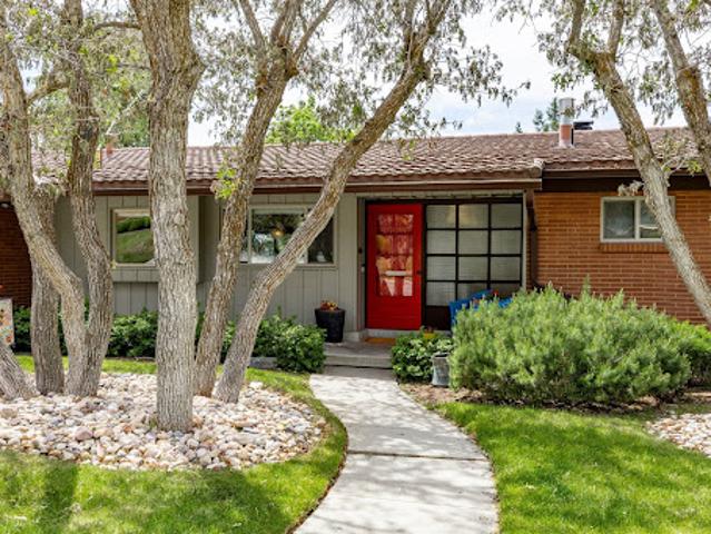 House with garden