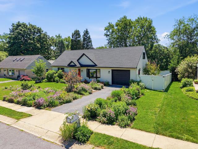 House with garden