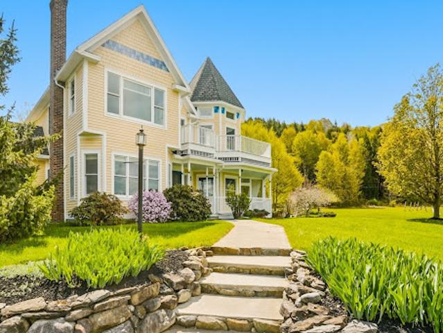 House with garden