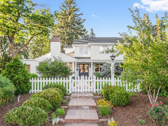 House with garden