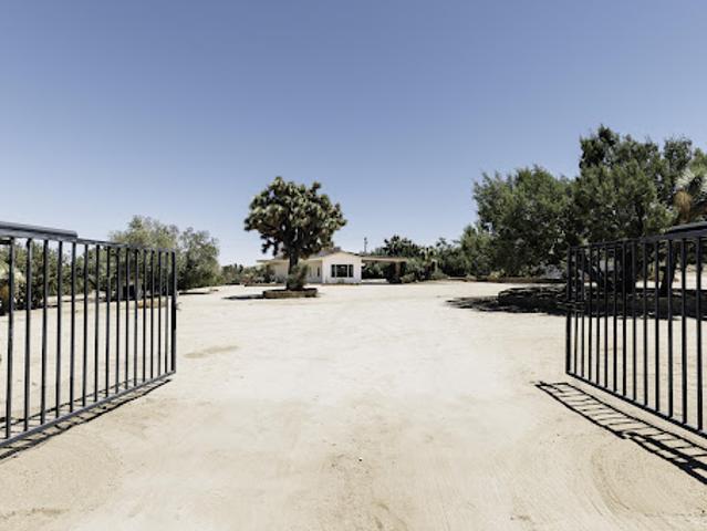 House with garden