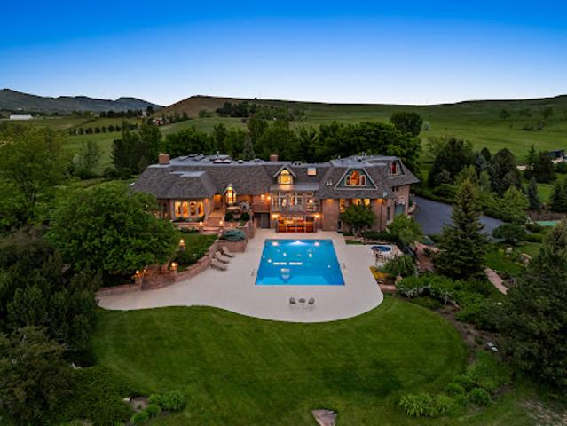 House with garden