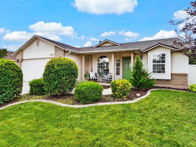 House with garden