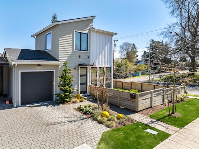 House with garden