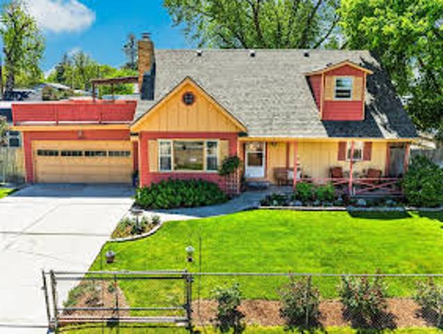 House with Garden