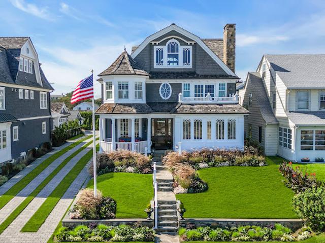 House with garden