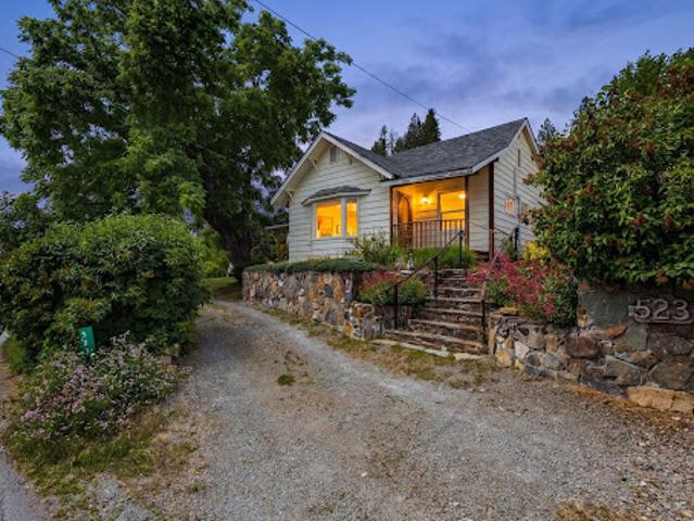 House with garden