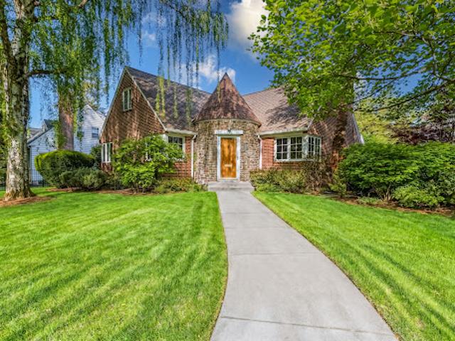 House with garden