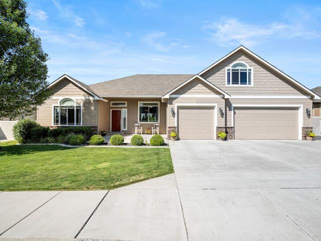 House with garden