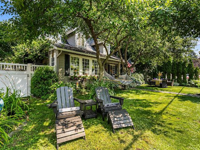 House with garden