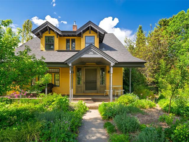 House with garden