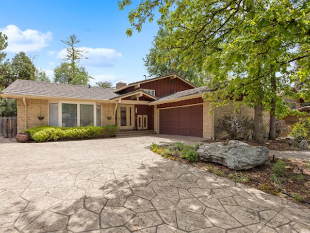 House with garden