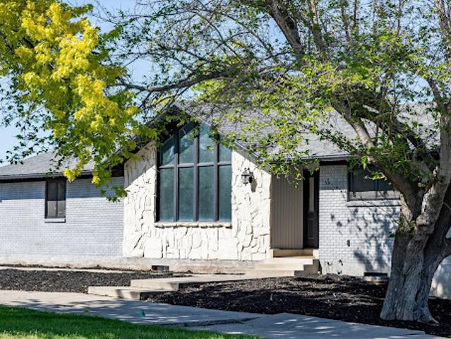 House with garden